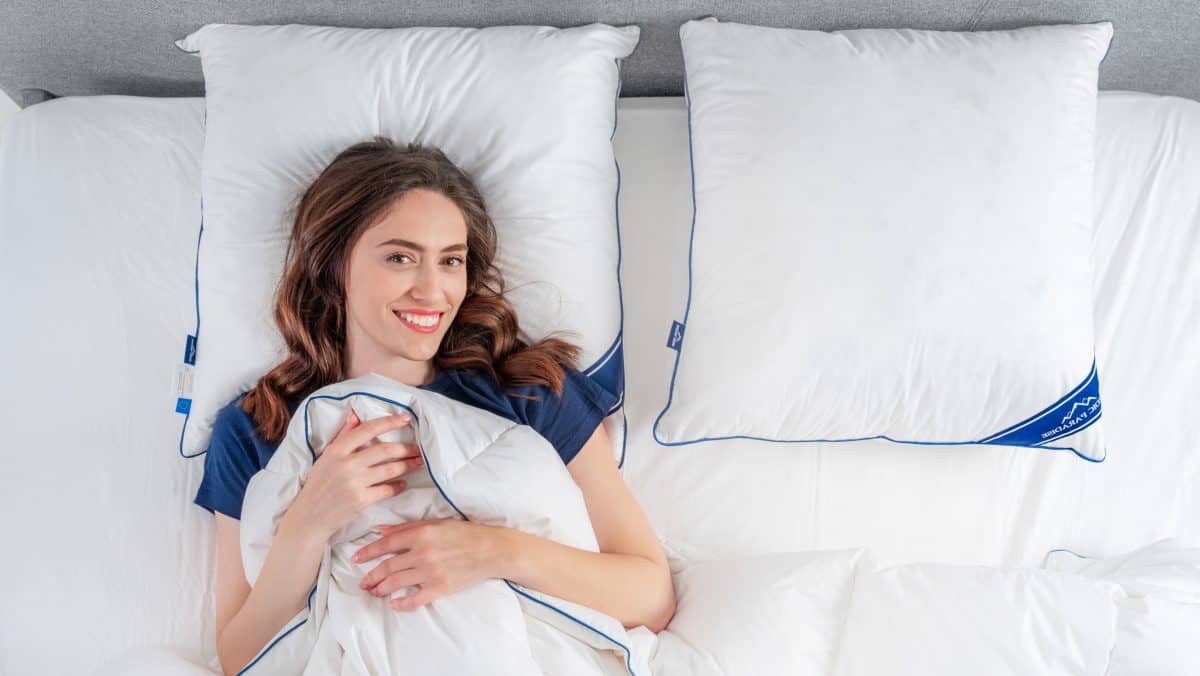 Classic Feather Pillow Nordic Paradise | Firm feather pillow